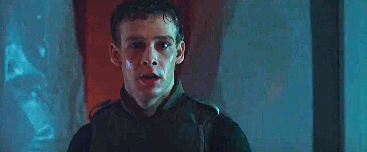 Aliens VS Predator 2: Requiem - Víctor Sancho